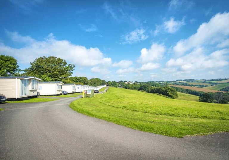 Beach Holiday Parks in Cornwall | Caravan Holidays